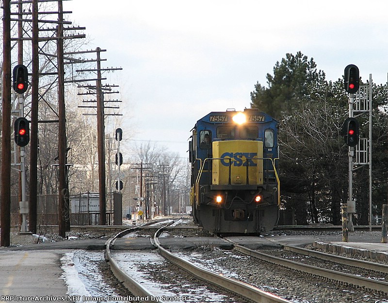 CSX 7557 A very short Q200